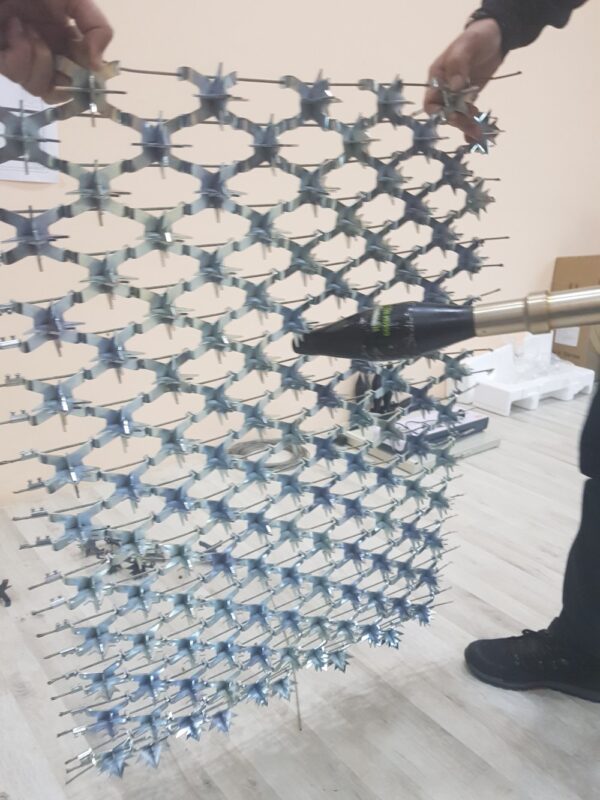 RPG-7 Rocket Cutting Mesh Wire Fence - Karen Grubu